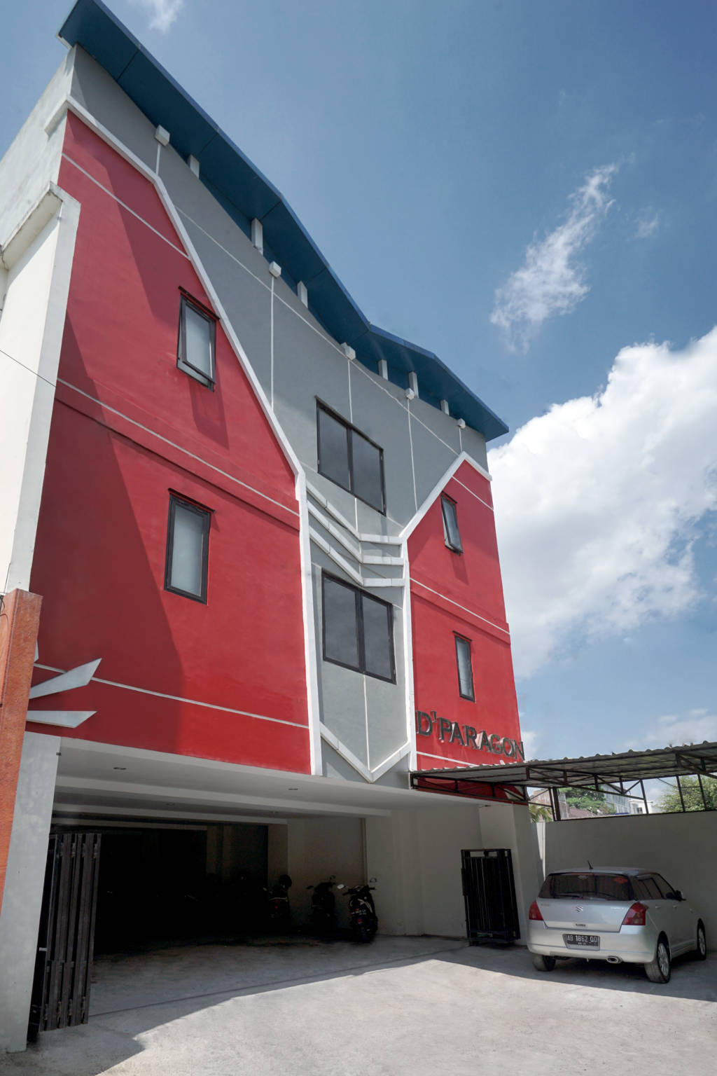 D'Paragon Seturan 2 - Djuragan Kamar